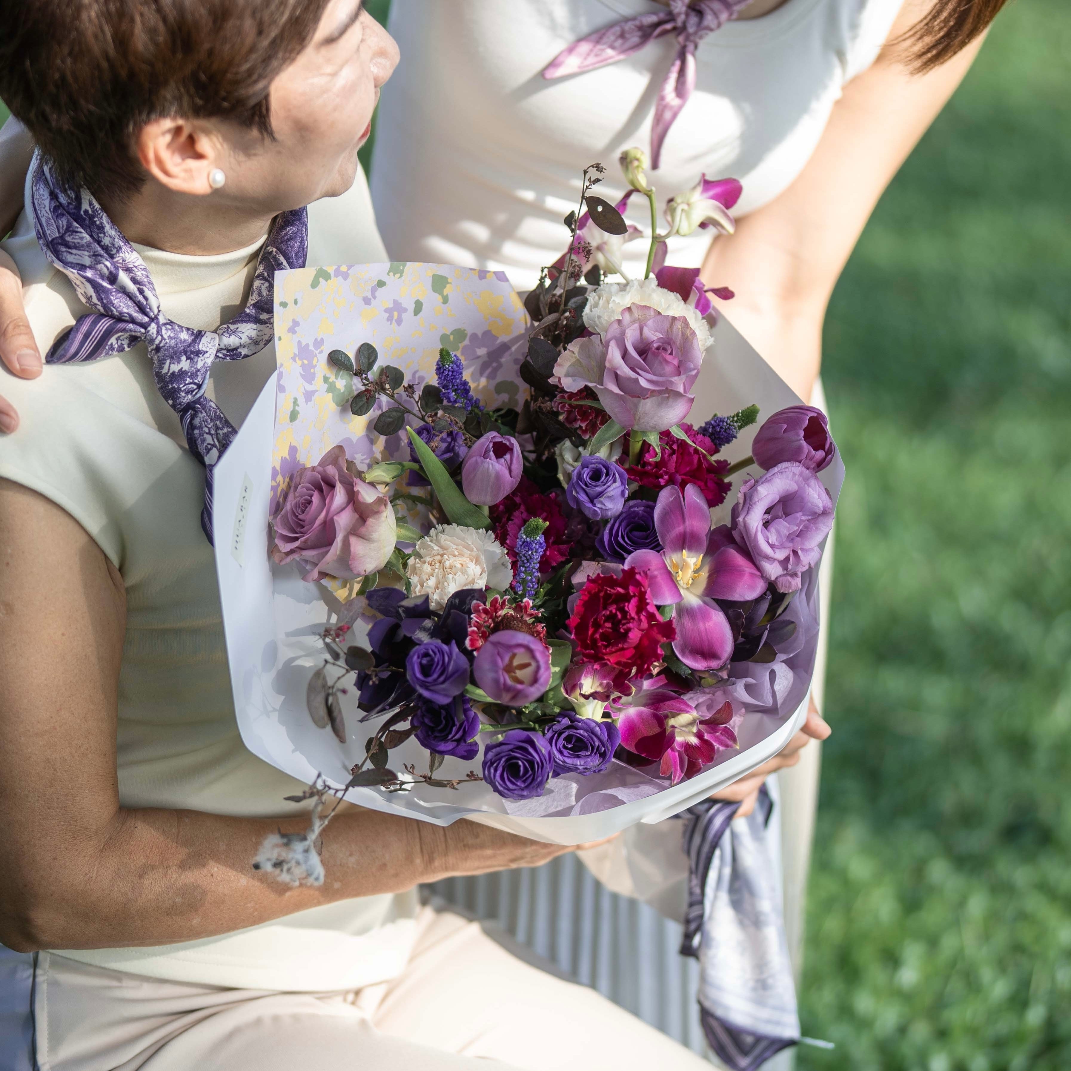 Twilight Grace | Hua Bar Flower