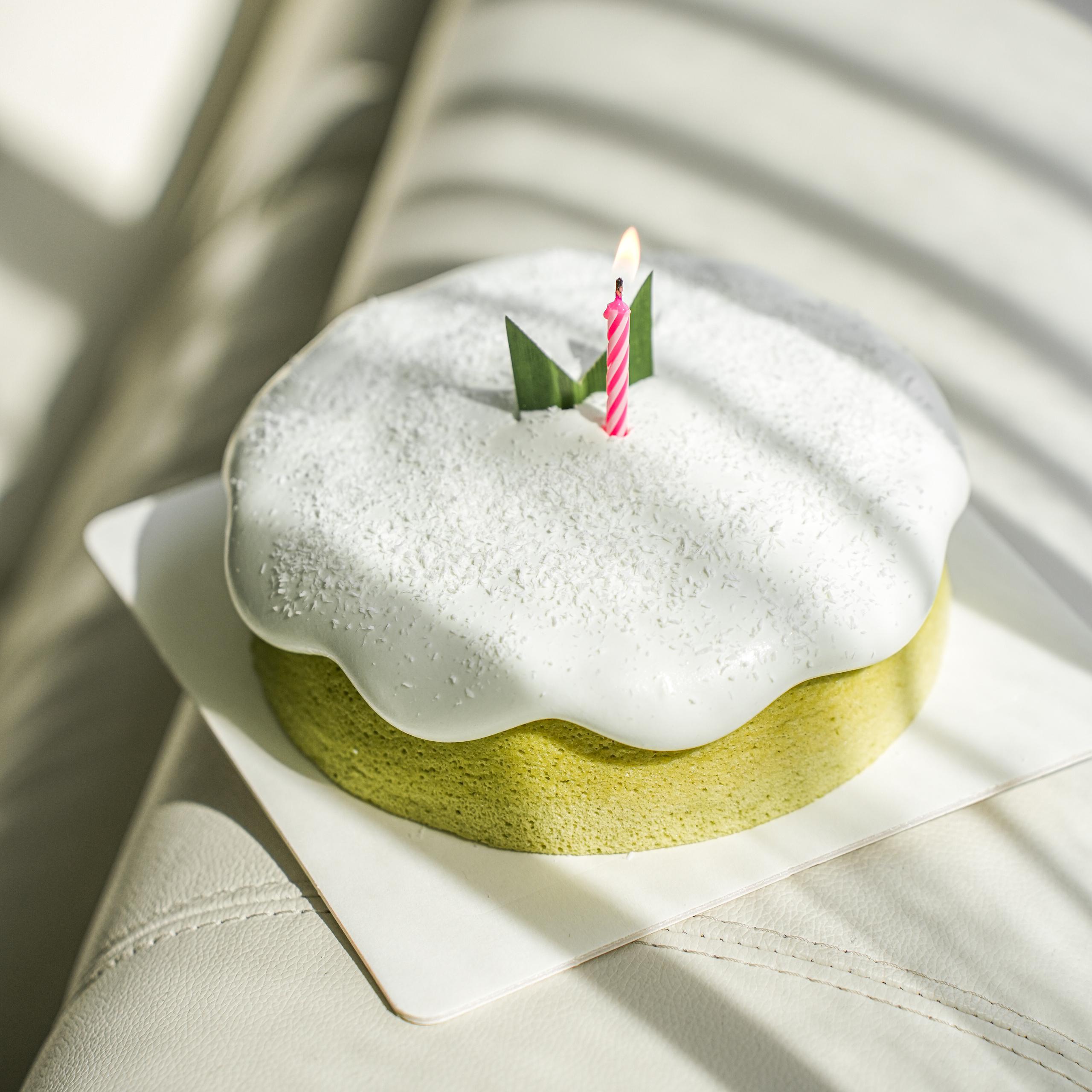 Signature Pandan Cloud Cake | Hua Bar Flower